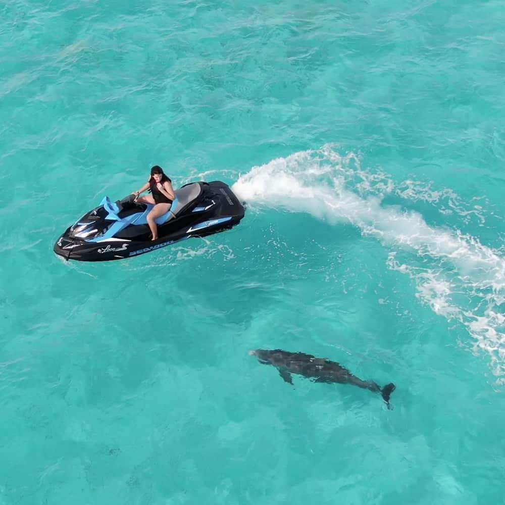 Visit the Exuma Islands Bahamas on Motor Yacht Loon