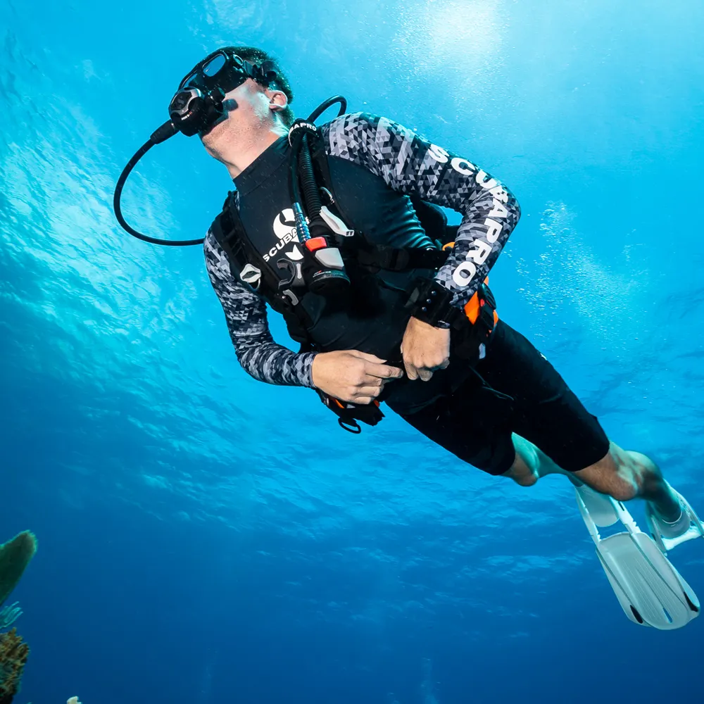 Visit the Caribbean on a luxury charter with superyacht Loon